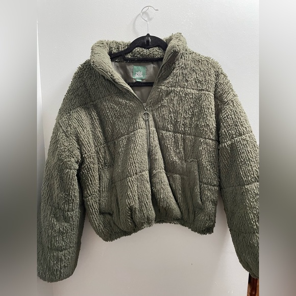 wild fable | Jackets & Coats | Wild Fable Army Green Puffer Bomber ...